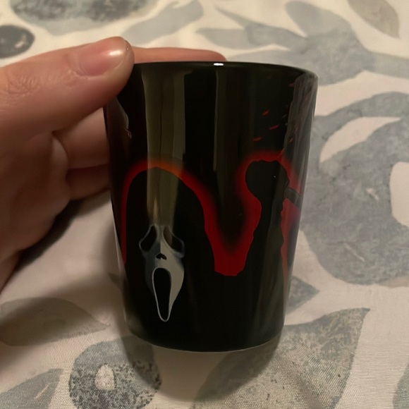 Scream | Dining | Nwt Officially Licensed Scream Ghostface Shotglass ...